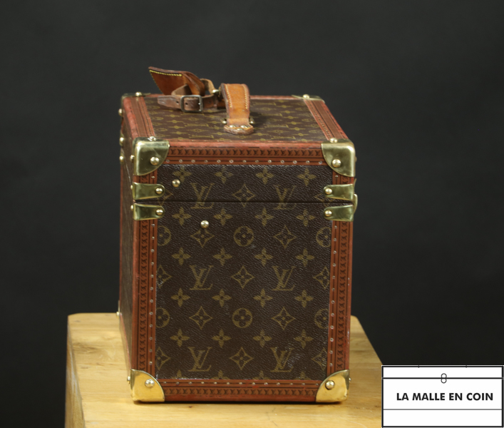 Louis Vuitton monogram vanity case